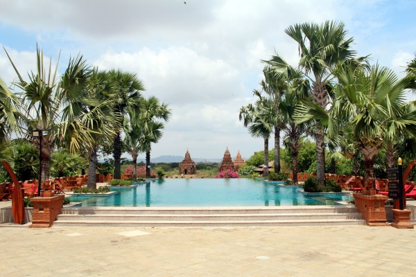 Exploring the temples of Bagan on a bike – Bona Travels